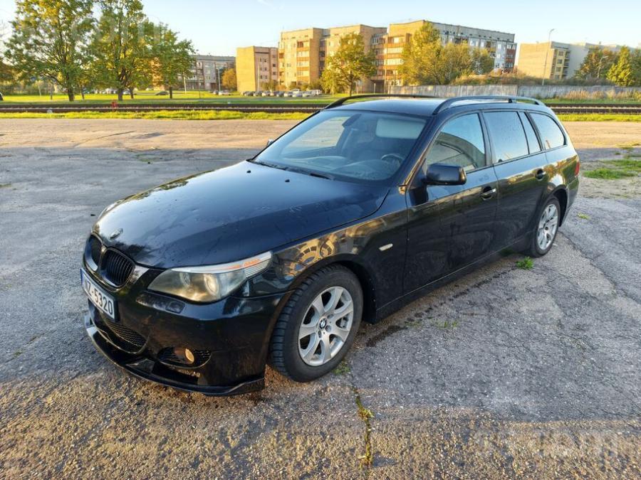 Черный БМВ 530 2004 в Елгава, объемом двигателя 3.00 л и пробегом 343 тыс. км за 2300 €, фото 1 на AUTOMOTO.COM.LV