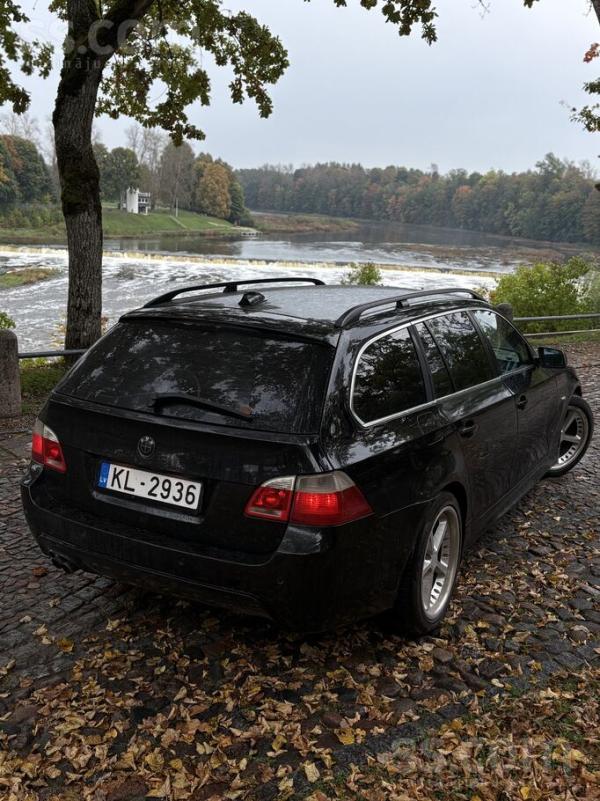 Melns BMW 530 2004 Kuldīga, ar dzinēja tilpumu 3.00 L un nobraukumu 0 tūkst. km par 4000 €, foto 4 vietnē AUTOMOTO.COM.LV