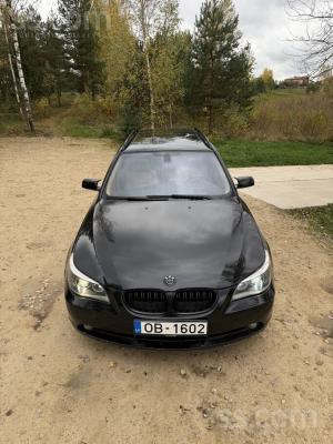Melns BMW 530 2004 Jēkabpils, ar dzinēja tilpumu 3.00 L un nobraukumu 389 tūkst. km par 2850 €, foto 4 vietnē AUTOMOTO.COM.LV