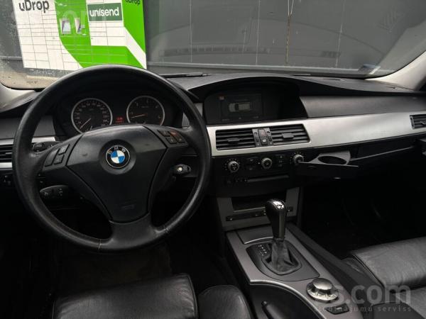 Black BMW 530 2005 in Riga, with an engine capacity of 2.50 L and mileage of 266 thousand km for 2950 €, photo 6 on AUTOMOTO.COM.LV