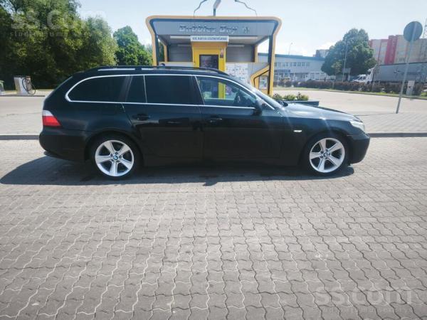 Black BMW 530 2005 in Liepaja, with an engine capacity of 3.00 L and mileage of 260 thousand km for 3950 €, photo 3 on AUTOMOTO.COM.LV