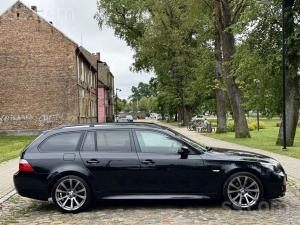 Black BMW 530 2005 in Jelgava, with an engine capacity of 3.00 L and mileage of 415 thousand km for 4700 €, photo 7 on AUTOMOTO.COM.LV