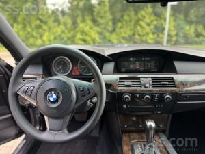 Black BMW 530 2005 in Jelgava, with an engine capacity of 3.00 L and mileage of 415 thousand km for 4700 €, photo 12 on AUTOMOTO.COM.LV
