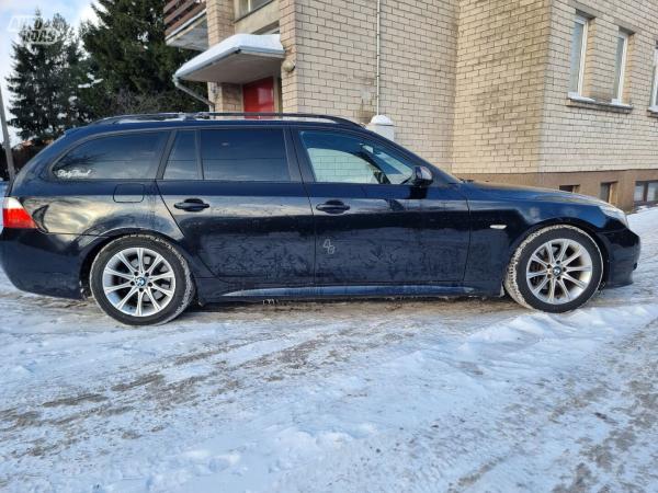 Black BMW 530 2005 in Kretinga, with an engine capacity of 3.00 L and mileage of 385 thousand km for 4300 €, photo 3 on AUTOMOTO.COM.LV