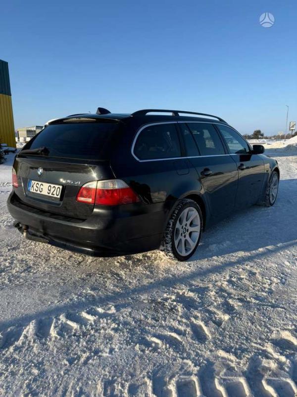 Black BMW 530 2005 in Silute, with an engine capacity of 2.50 L and mileage of 304 thousand km for 3000 €, photo 4 on AUTOMOTO.COM.LV