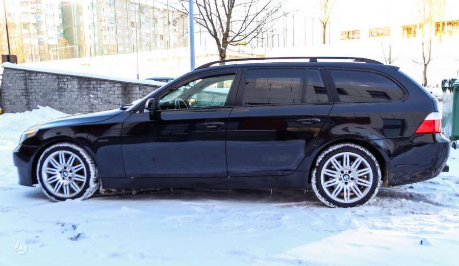 Melns BMW 530 2005 Viļņa, ar dzinēja tilpumu 2.99 L un nobraukumu 358 tūkst. km par 3900 €, foto 7 vietnē AUTOMOTO.COM.LV