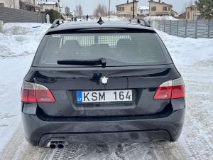 Black BMW 530 2005 in Vilnius, with an engine capacity of 3.00 L and mileage of 400 thousand km for 3500 €, photo 4 on AUTOMOTO.COM.LV