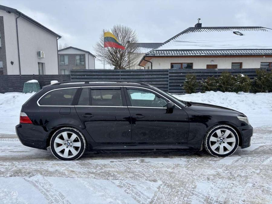 Black BMW 530 2005 in Vilnius, with an engine capacity of 3.00 L and mileage of 400 thousand km for 3500 €, photo 6 on AUTOMOTO.COM.LV