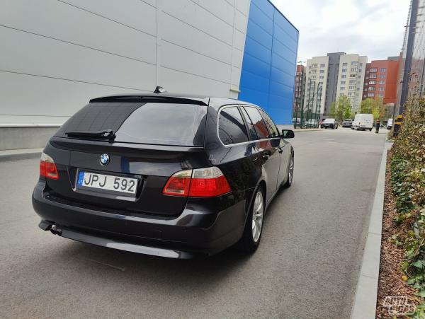 Black BMW 530 2005 in Klaipeda, with an engine capacity of 3.00 L and mileage of 399 thousand km for 2600 €, photo 4 on AUTOMOTO.COM.LV