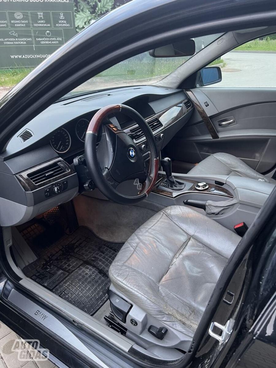 Black BMW 530 2005 in Kaunas, with an engine capacity of 3.00 L and mileage of 500 thousand km for 1700 €, photo 8 on AUTOMOTO.COM.LV