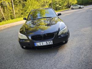 Melns BMW 530 2005 Visaginas, ar dzinēja tilpumu 3.00 L un nobraukumu 348 tūkst. km par 2500 €, foto 3 vietnē AUTOMOTO.COM.LV