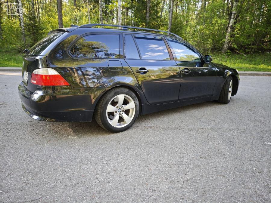 Melns BMW 530 2005 Visaginas, ar dzinēja tilpumu 3.00 L un nobraukumu 348 tūkst. km par 2500 €, foto 6 vietnē AUTOMOTO.COM.LV