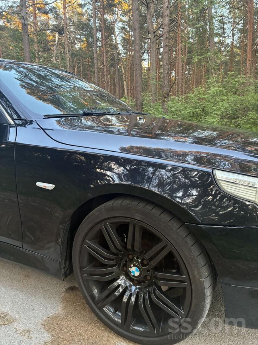 Melns BMW 530 2005 Liepāja, ar dzinēja tilpumu 3.00 L un nobraukumu 312 tūkst. km par 4750 €, foto 21 vietnē AUTOMOTO.COM.LV
