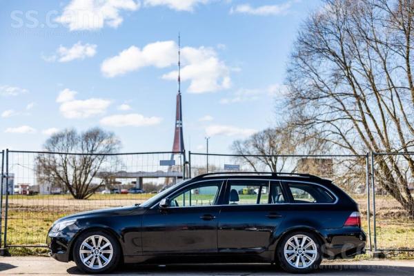 Black BMW 530 2005 in Riga, with an engine capacity of 3.00 L and mileage of 520 thousand km for 4490 €, photo 4 on AUTOMOTO.COM.LV