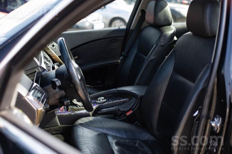 Black BMW 530 2005 in Riga, with an engine capacity of 3.00 L and mileage of 520 thousand km for 4490 €, photo 12 on AUTOMOTO.COM.LV