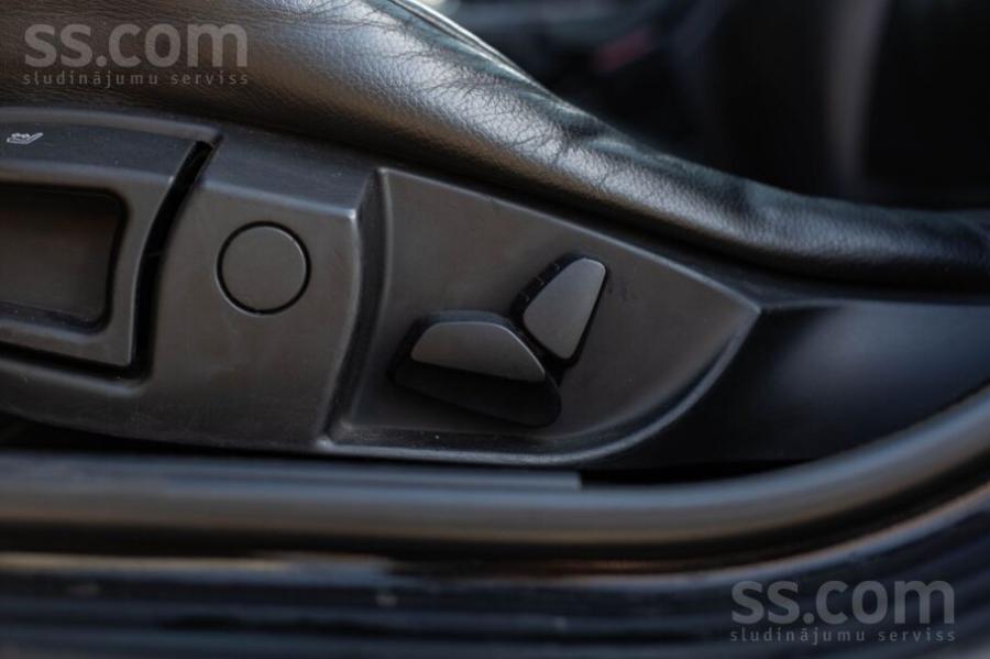 Black BMW 530 2005 in Riga, with an engine capacity of 3.00 L and mileage of 520 thousand km for 4490 €, photo 13 on AUTOMOTO.COM.LV