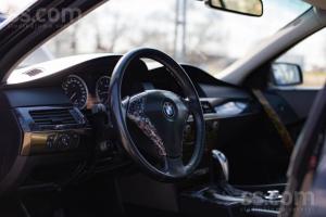Black BMW 530 2005 in Riga, with an engine capacity of 3.00 L and mileage of 520 thousand km for 4490 €, photo 14 on AUTOMOTO.COM.LV