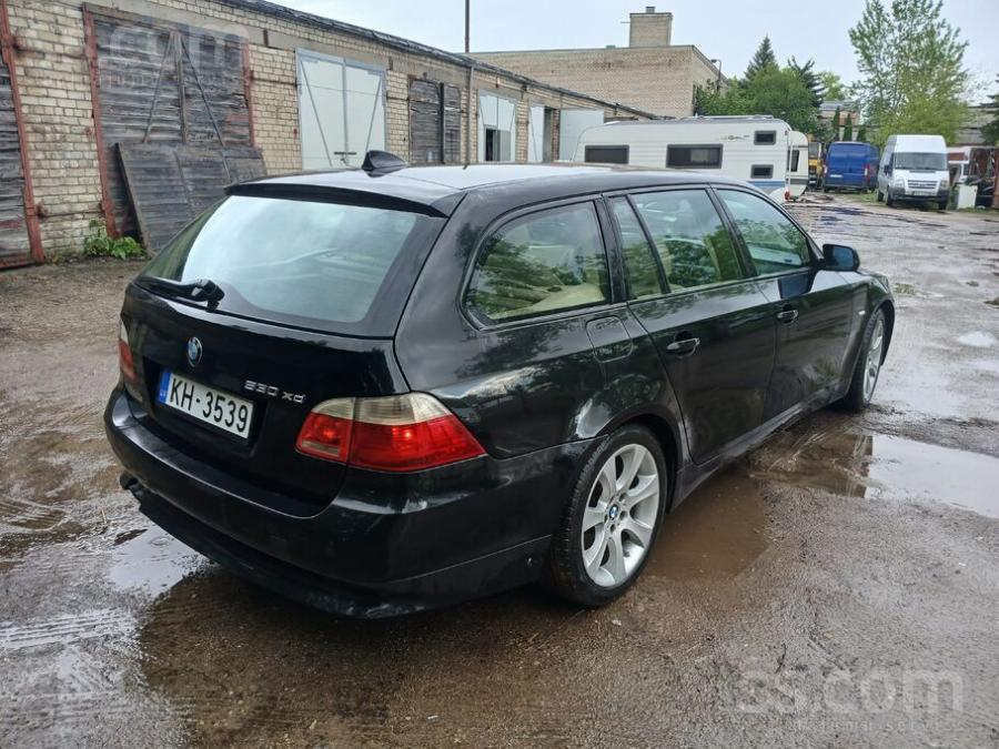 Black BMW 530 2005 in Bauska, with an engine capacity of 3.00 L and mileage of 287 thousand km for 1950 €, photo 5 on AUTOMOTO.COM.LV