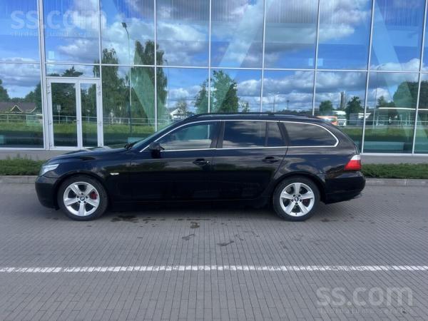 Black BMW 530 2005 in Rezekne, with an engine capacity of 3.00 L and mileage of 348 thousand km for 3990 €, photo 5 on AUTOMOTO.COM.LV