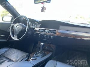 Melns BMW 530 2005 Rēzekne, ar dzinēja tilpumu 3.00 L un nobraukumu 348 tūkst. km par 3990 €, foto 12 vietnē AUTOMOTO.COM.LV