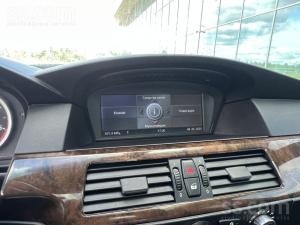 Melns BMW 530 2005 Rēzekne, ar dzinēja tilpumu 3.00 L un nobraukumu 348 tūkst. km par 3990 €, foto 16 vietnē AUTOMOTO.COM.LV