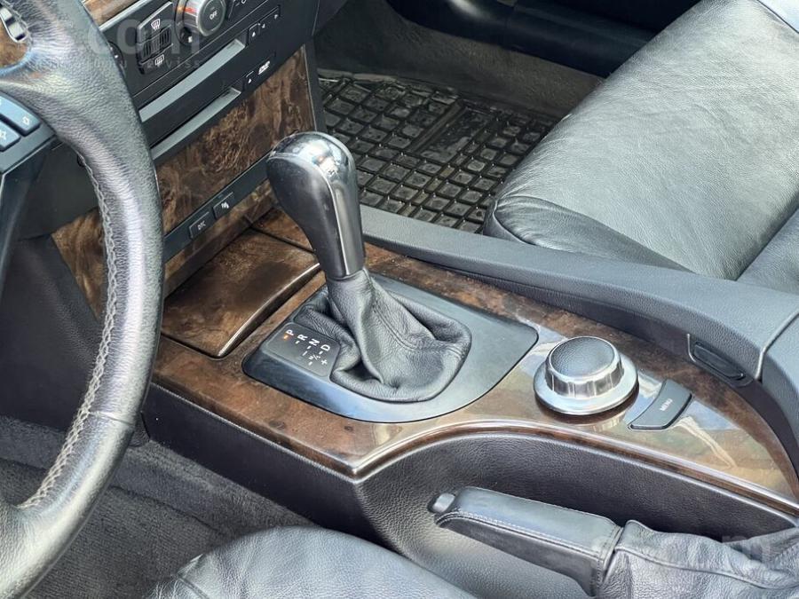 Melns BMW 530 2005 Rēzekne, ar dzinēja tilpumu 3.00 L un nobraukumu 348 tūkst. km par 3990 €, foto 17 vietnē AUTOMOTO.COM.LV
