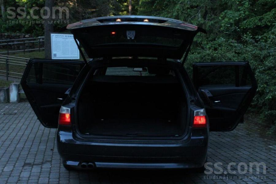 Black BMW 530 2005 in Rezekne, with an engine capacity of 3.00 L and mileage of 348 thousand km for 3500 €, photo 12 on AUTOMOTO.COM.LV
