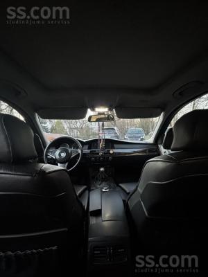 Black BMW 530 2005 in Riga, with an engine capacity of 3.00 L and mileage of 354 thousand km for 2690 €, photo 5 on AUTOMOTO.COM.LV