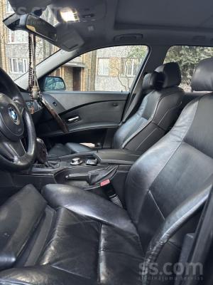 Black BMW 530 2005 in Riga, with an engine capacity of 3.00 L and mileage of 354 thousand km for 2690 €, photo 7 on AUTOMOTO.COM.LV