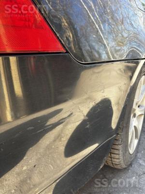 Black BMW 530 2005 in Riga, with an engine capacity of 3.00 L and mileage of 354 thousand km for 2690 €, photo 25 on AUTOMOTO.COM.LV
