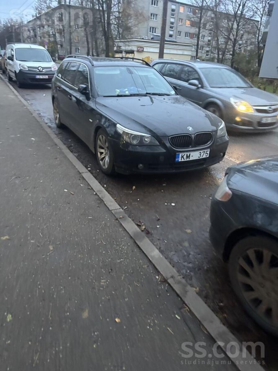 Black BMW 530 2005 in Riga, with an engine capacity of 3.00 L and mileage of 355 thousand km for 2890 €, photo 7 on AUTOMOTO.COM.LV