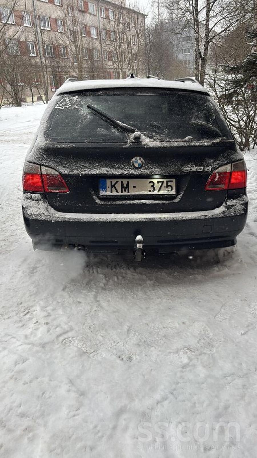 Black BMW 530 2005 in Riga, with an engine capacity of 3.00 L and mileage of 355 thousand km for 2890 €, photo 8 on AUTOMOTO.COM.LV