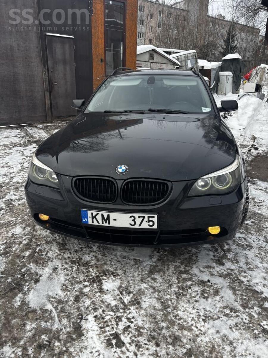 Black BMW 530 2005 in Riga, with an engine capacity of 3.00 L and mileage of 355 thousand km for 2890 €, photo 10 on AUTOMOTO.COM.LV