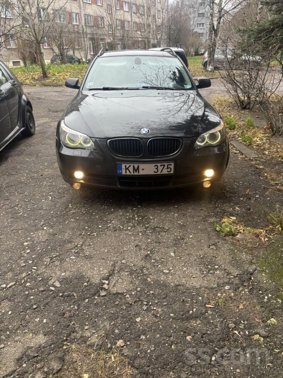 Black BMW 530 2005 in Riga, with an engine capacity of 3.00 L and mileage of 355 thousand km for 2890 €, photo 14 on AUTOMOTO.COM.LV