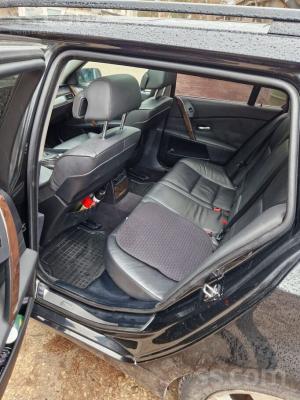 Black BMW 530 2005 in Riga, with an engine capacity of 3.00 L and mileage of 355 thousand km for 2890 €, photo 20 on AUTOMOTO.COM.LV