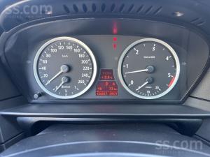 Black BMW 530 2005 in Bauska, with an engine capacity of 3.00 L and mileage of 427 thousand km for 3300 €, photo 28 on AUTOMOTO.COM.LV
