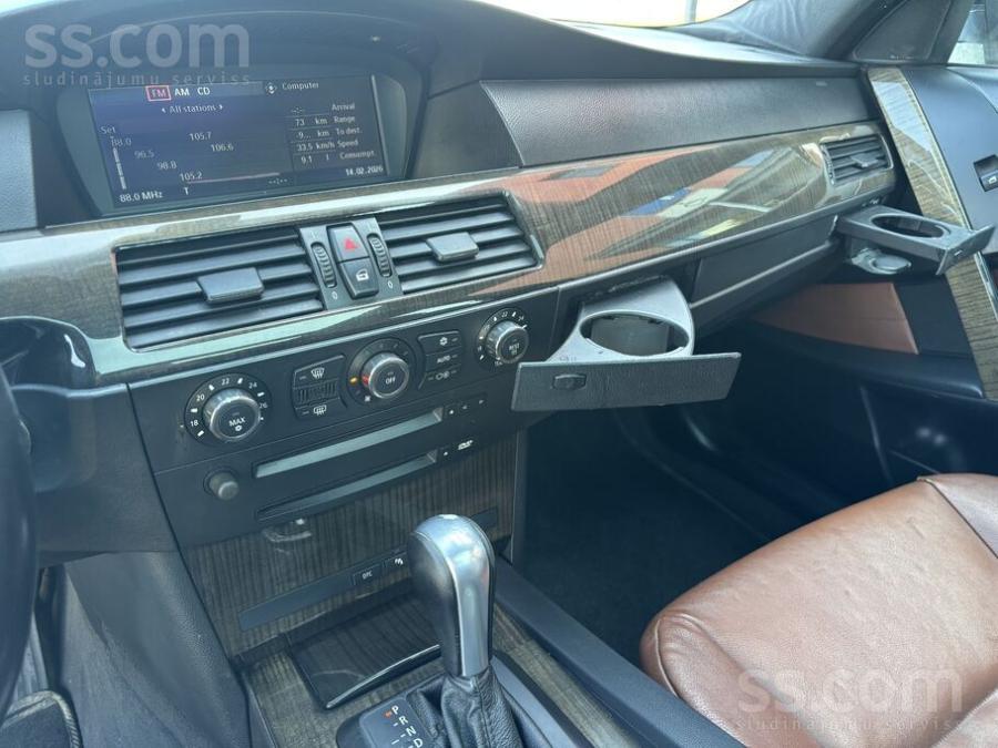 Black BMW 530 2005 in Bauska, with an engine capacity of 3.00 L and mileage of 427 thousand km for 3300 €, photo 30 on AUTOMOTO.COM.LV