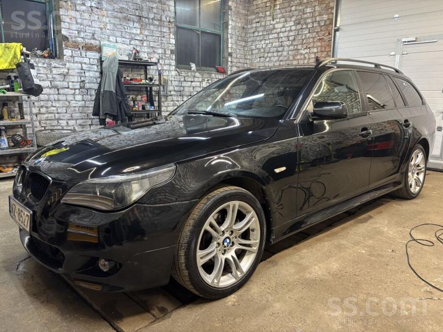 Black BMW 530 2005 in Bauska, with an engine capacity of 3.00 L and mileage of 427 thousand km for 3300 €, photo 36 on AUTOMOTO.COM.LV