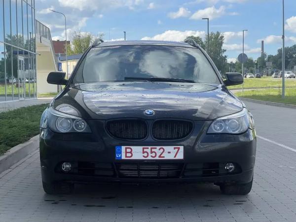 Black BMW 530 2005 in Rezekne, with an engine capacity of 3.00 L and mileage of 348 thousand km for 3990 €, photo 1 on AUTOMOTO.COM.LV