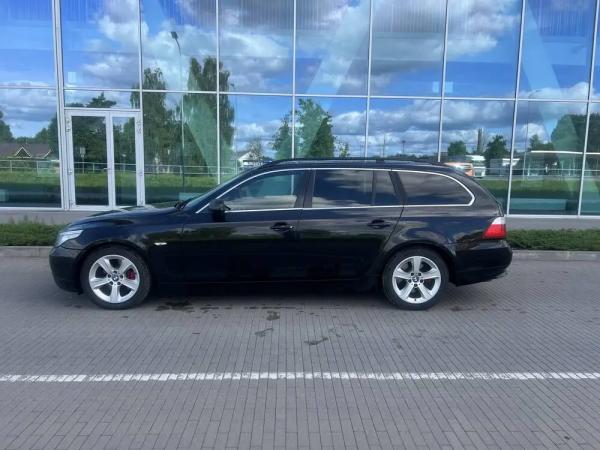 Melns BMW 530 2005 Rēzekne, ar dzinēja tilpumu 3.00 L un nobraukumu 348 tūkst. km par 3990 €, foto 5 vietnē AUTOMOTO.COM.LV