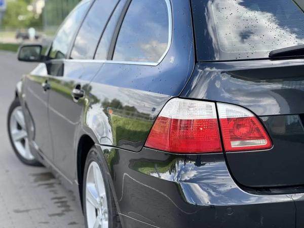 Melns BMW 530 2005 Rēzekne, ar dzinēja tilpumu 3.00 L un nobraukumu 348 tūkst. km par 3990 €, foto 10 vietnē AUTOMOTO.COM.LV