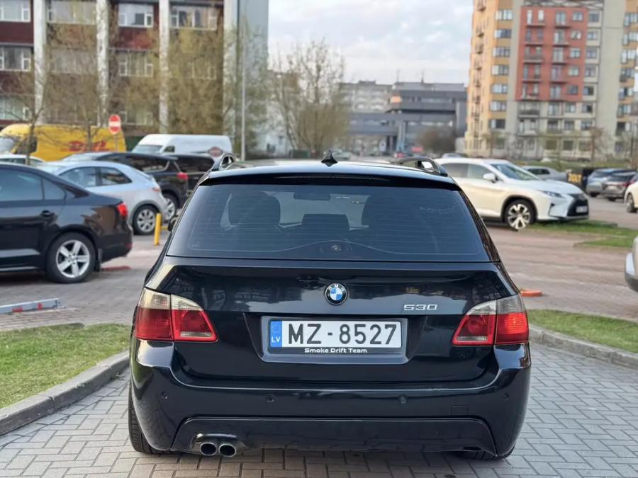 Black BMW 530 2005 in Riga, with an engine capacity of 3.00 L and mileage of 409 thousand km for 3790 €, photo 5 on AUTOMOTO.COM.LV