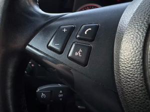 Black BMW 530 2005 in Riga, with an engine capacity of 3.00 L and mileage of 409 thousand km for 3790 €, photo 19 on AUTOMOTO.COM.LV