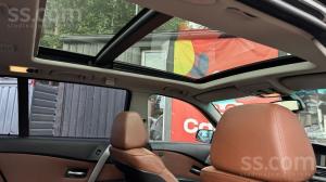 Black BMW 530 2005 in Riga, with an engine capacity of 3.00 L and mileage of 388 thousand km for 1990 €, photo 11 on AUTOMOTO.COM.LV
