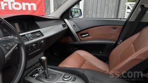 Black BMW 530 2005 in Riga, with an engine capacity of 3.00 L and mileage of 388 thousand km for 1990 €, photo 13 on AUTOMOTO.COM.LV