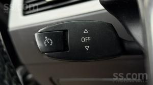 Black BMW 530 2005 in Riga, with an engine capacity of 3.00 L and mileage of 388 thousand km for 1990 €, photo 16 on AUTOMOTO.COM.LV