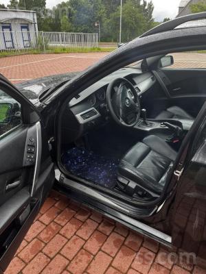 Melns BMW 530 2005 Preiļi, ar dzinēja tilpumu 3.00 L un nobraukumu 369 tūkst. km par 2700 €, foto 7 vietnē AUTOMOTO.COM.LV