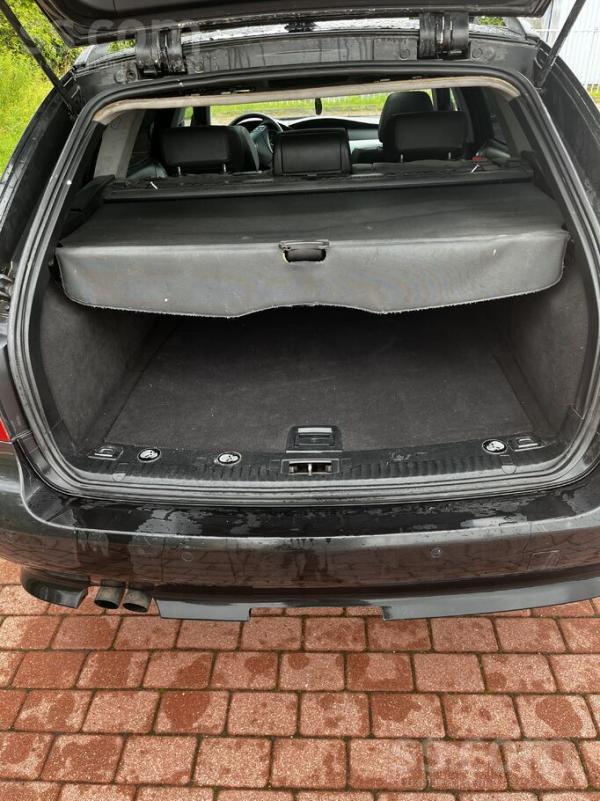 Black BMW 530 2005 in Preili, with an engine capacity of 3.00 L and mileage of 369 thousand km for 2700 €, photo 8 on AUTOMOTO.COM.LV
