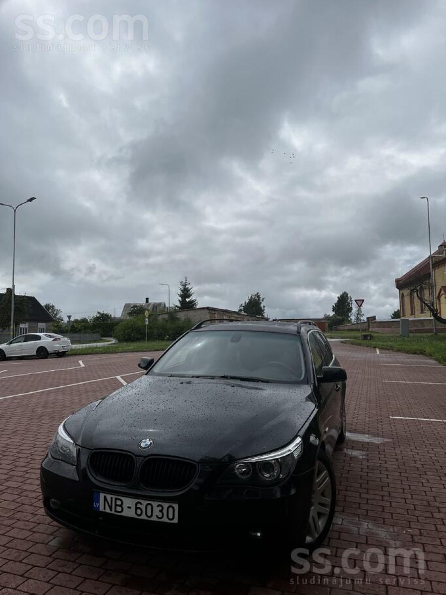 Melns BMW 530 2005 Preiļi, ar dzinēja tilpumu 3.00 L un nobraukumu 369 tūkst. km par 2700 €, foto 13 vietnē AUTOMOTO.COM.LV