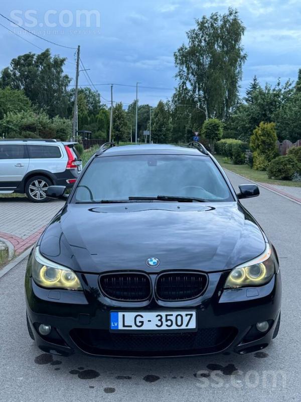 Melns BMW 530 2005 Jelgava, ar dzinēja tilpumu 3.00 L un nobraukumu 300 tūkst. km par 4900 €, foto 1 vietnē AUTOMOTO.COM.LV